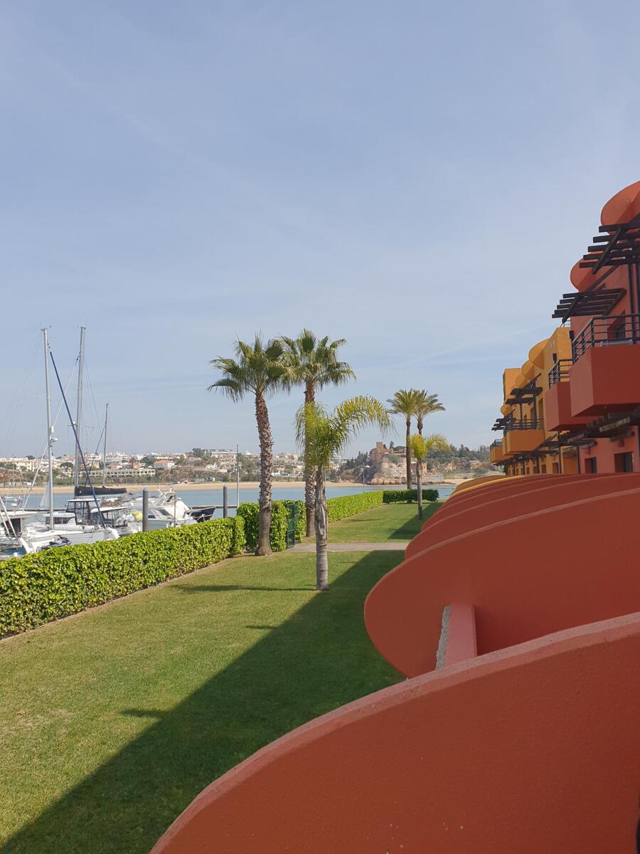 Hotel NH Marina Portimao Resort, Portimão. Desde 63.82€ - Central de ...