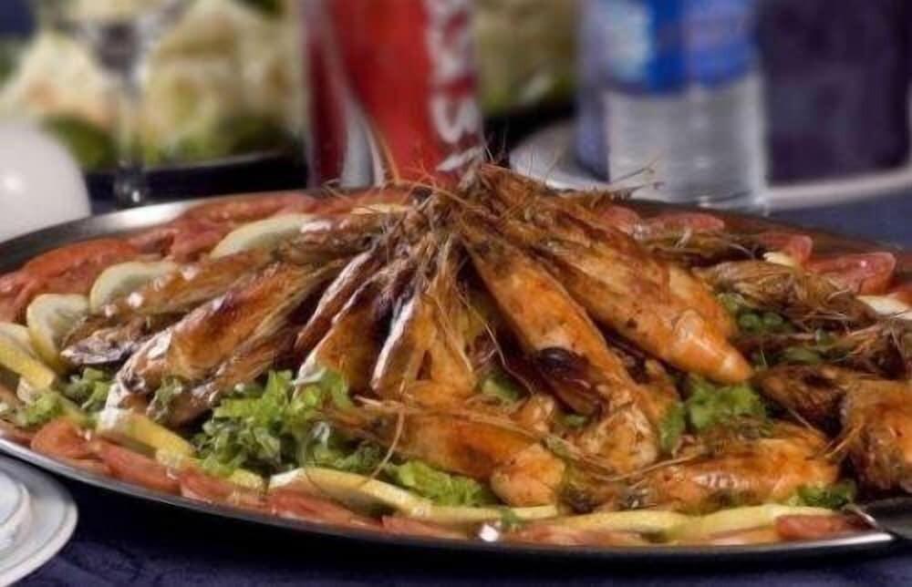 Al Muntazah Plaza Hotel, Doha - Central de Reservas