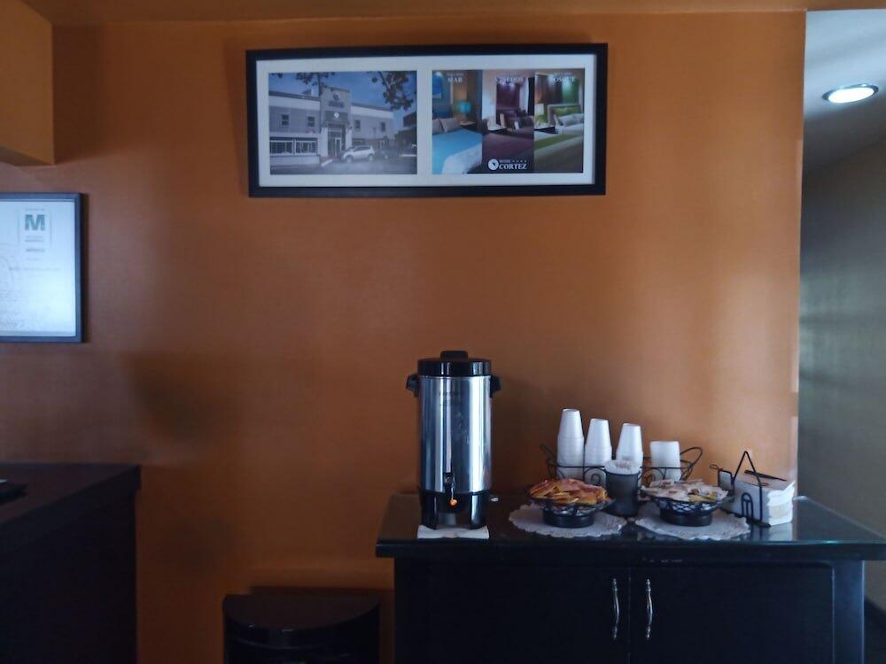 Hotel Hacienda del Rio, Tijuana - Central de Reservas