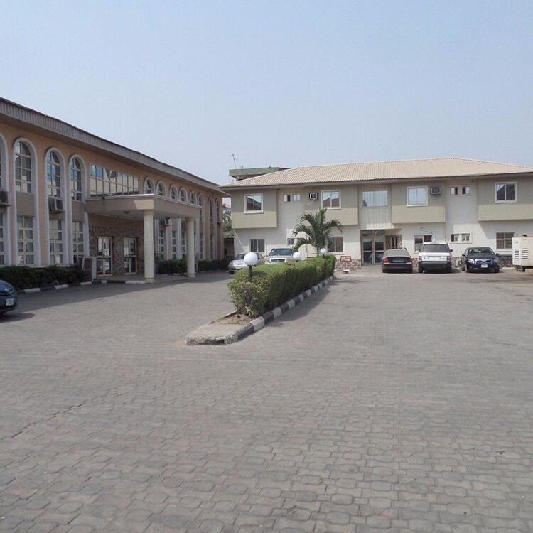 Hotel Banilux Guest House, Lagos - Central de Reservas