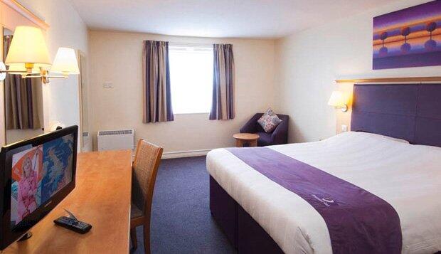 Hotel Premier Inn Cannock South, Cannock - Central de Reservas