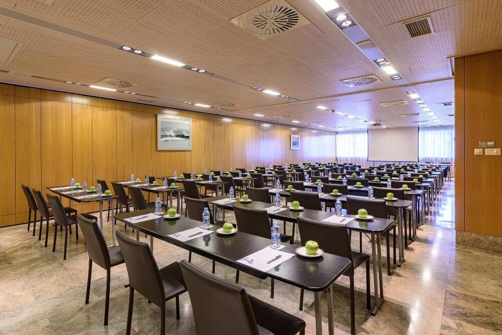 Hotel Santemar, Santander. Desde 62.38€ - Central de Reservas