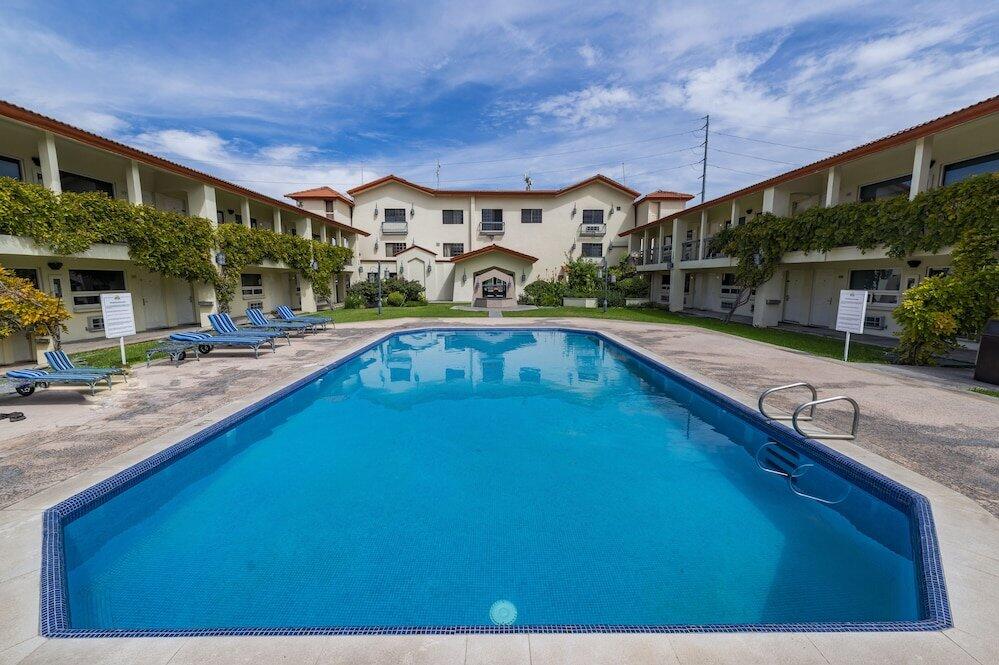 Quinta Dorada Hotel and Suites, Saltillo - Central de Reservas