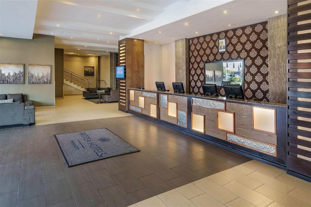 Protea Hotel by Marriott Lusaka Tower, Lusaka - Central de Reservas
