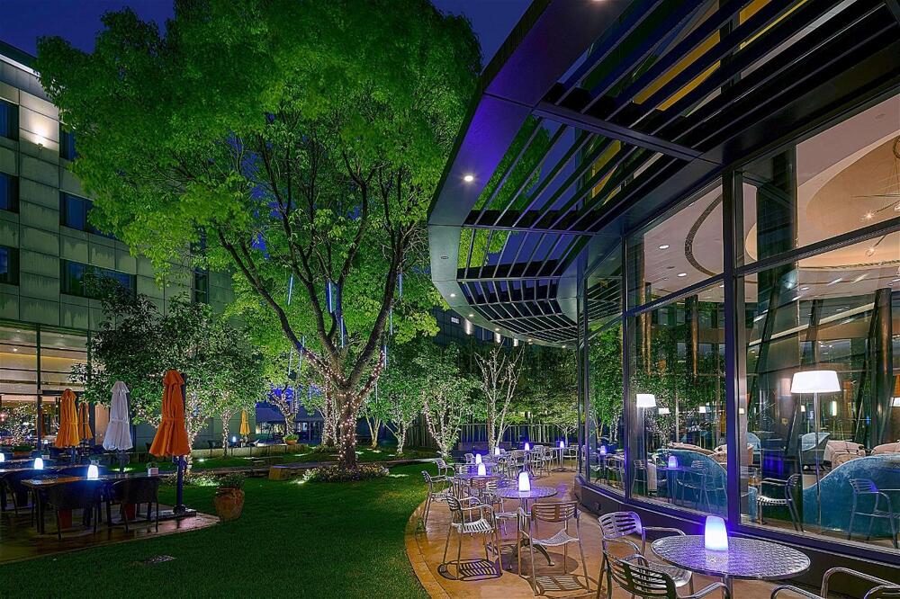 Parkyard Hotel Shanghai, Shanghai - Central de Reservas