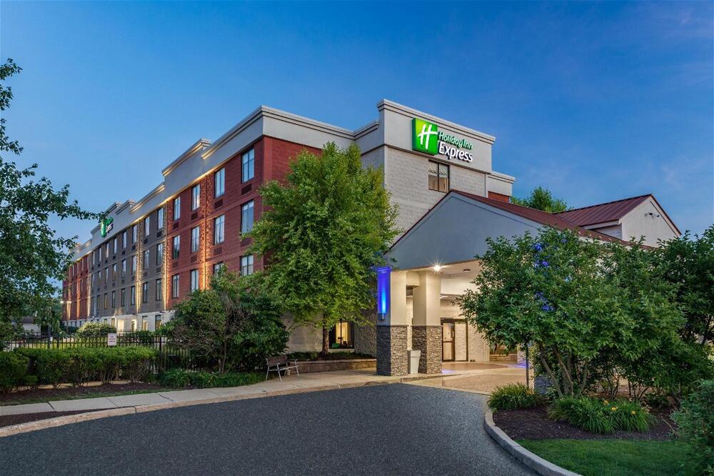 Holiday Inn Express Exton - Great Valley, an IHG Hotel, Exton - Central ...