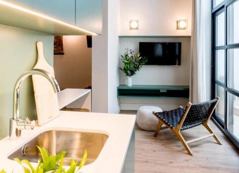 The Honest Hotel San Pedro, Sevilla. Desde 78.39€ - Central de Reservas