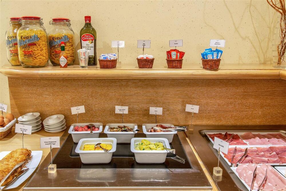 River Palace Hotel, Rome - Reserving
