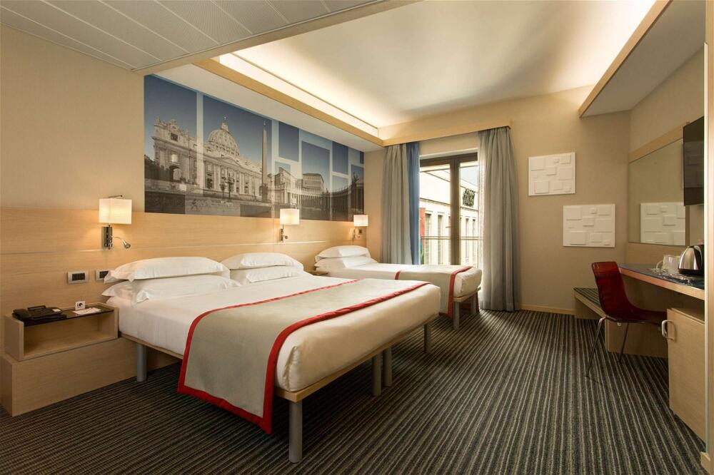 iQ Hotel Roma, Roma. Desde 201.9€ - Centraldereservas.com