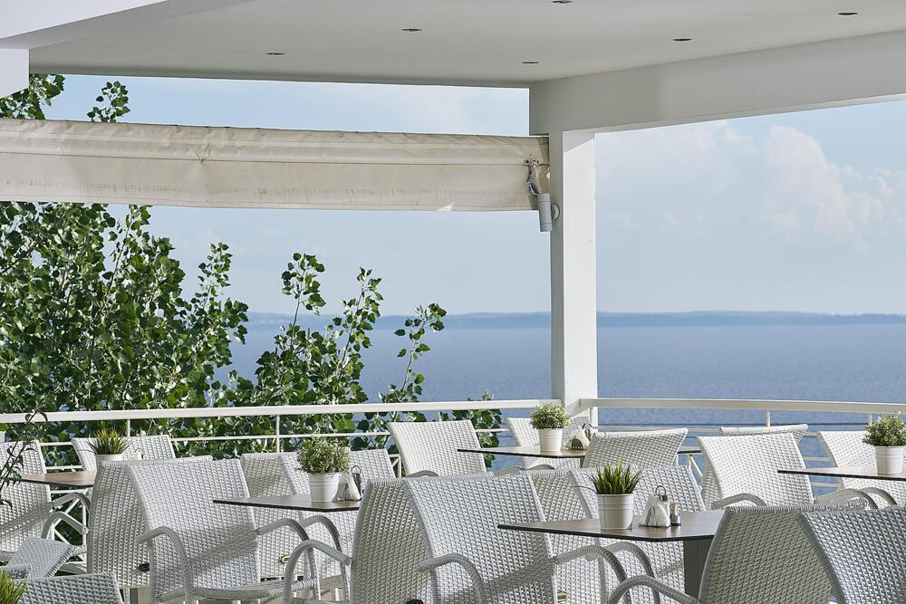 Glavas Inn Hotel, Gerakini - Reserving