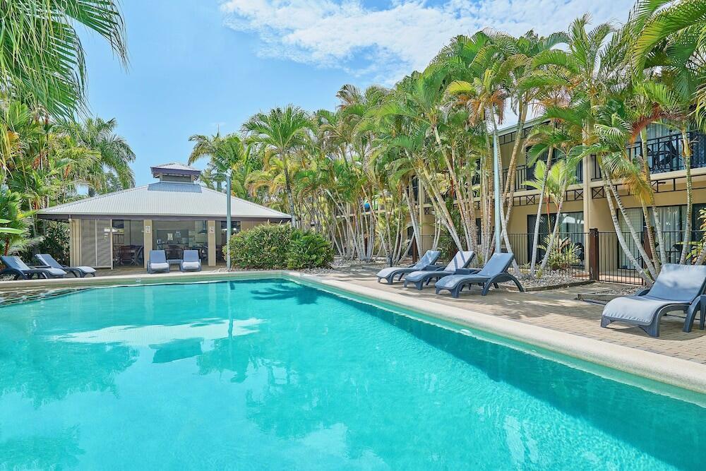 Trinity Beach Club Holiday Apartments, Trinity Beach ...