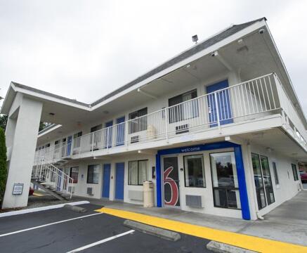 Hotel Red Roof Inn Seattle Airport - SEATAC, Seattle - Reserving