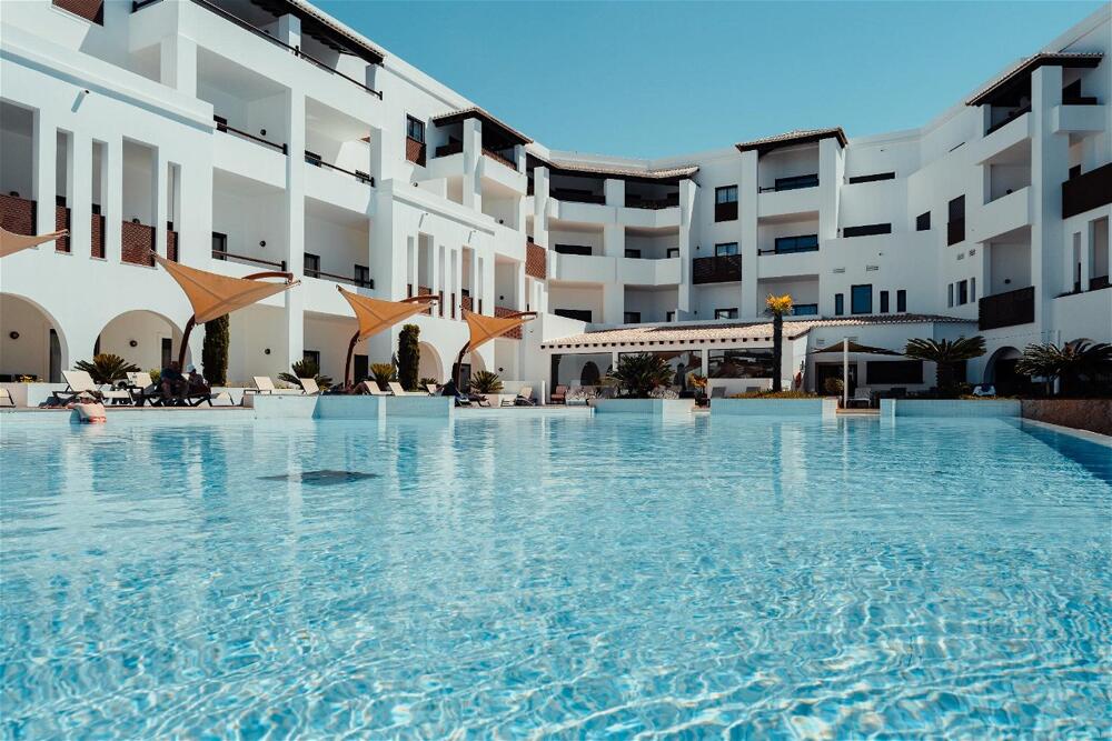 Complejo Belmar Spa & Beach Resort, Lagos. Desde 135 ...