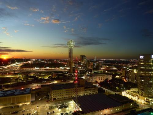 Omni Dallas Hotel, Dallas - Central de Reservas