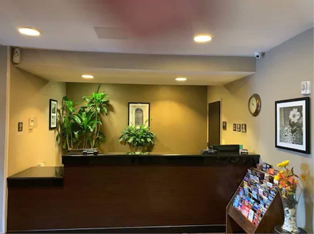 Hotel Cresthaven Inn Jamaica-JFK, Queens - Central de Reservas