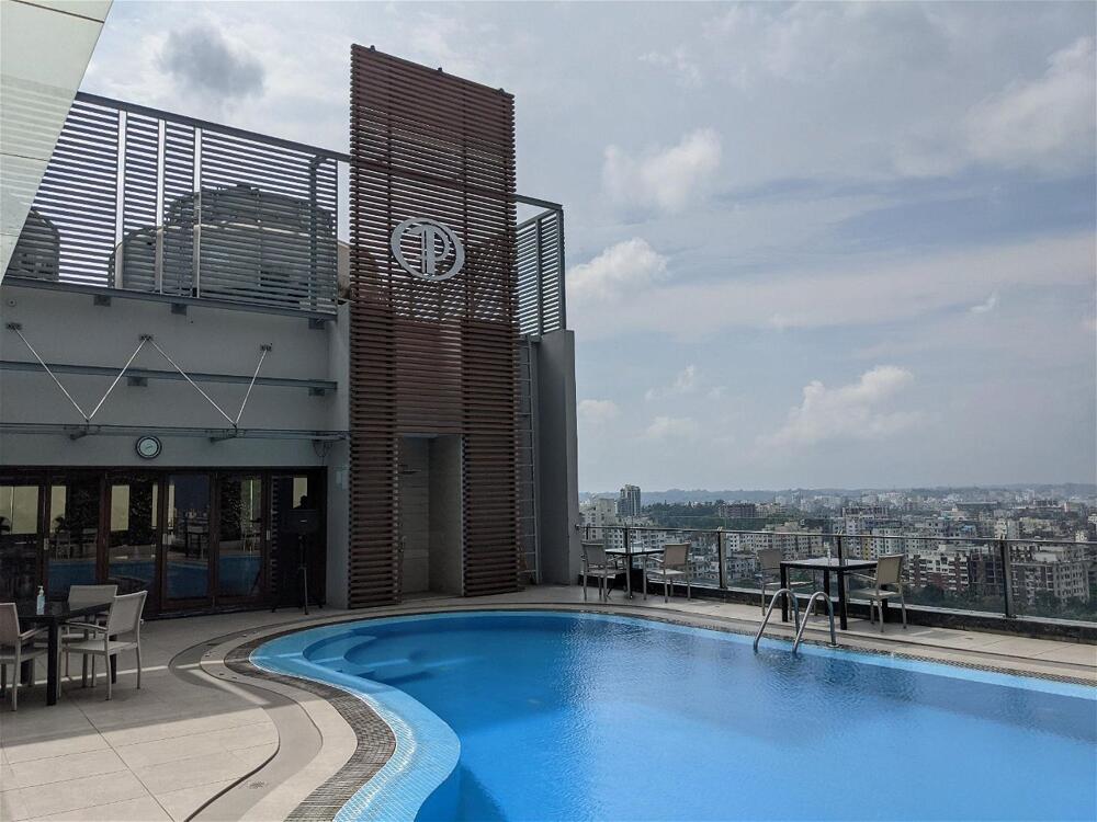 Hotel The Peninsula Chittagong, Chittagong - Central de Reservas