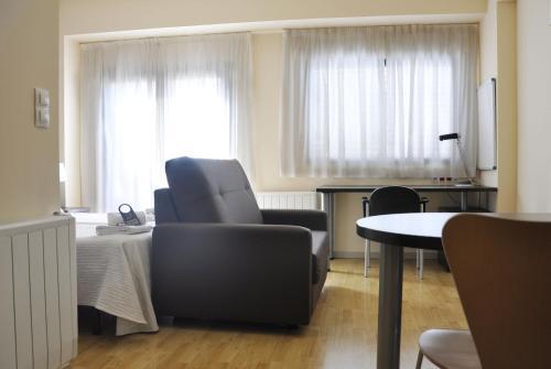 Residencia Universitaria Erasmo, Madrid. Desde 60€ - Central de Reservas