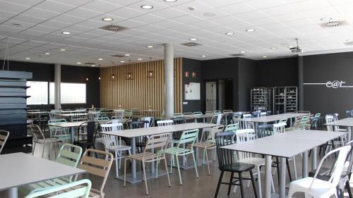 Residencia Universitaria Erasmo, Madrid. Desde 60€ - Central de Reservas