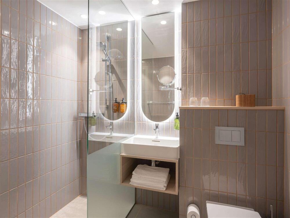 Oru Hub Hotel Tallinn - Handwritten Collection, Tallin - Central de ...