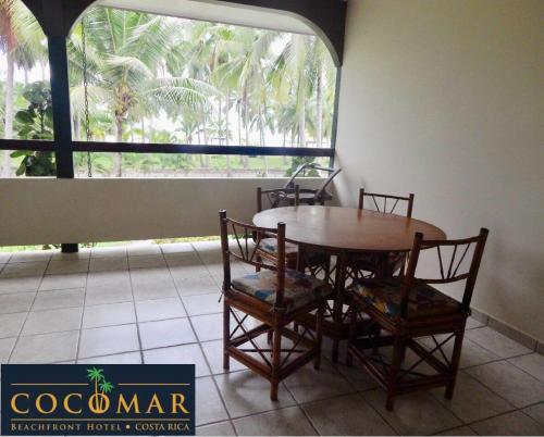 Cocomar Beachfront Hotel, Parrita. Desde 115.64€ - Central de Reservas