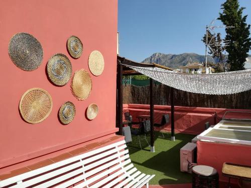 Hostales y pensiones The Monkey Room, Marbella. Desde 48.6 ...