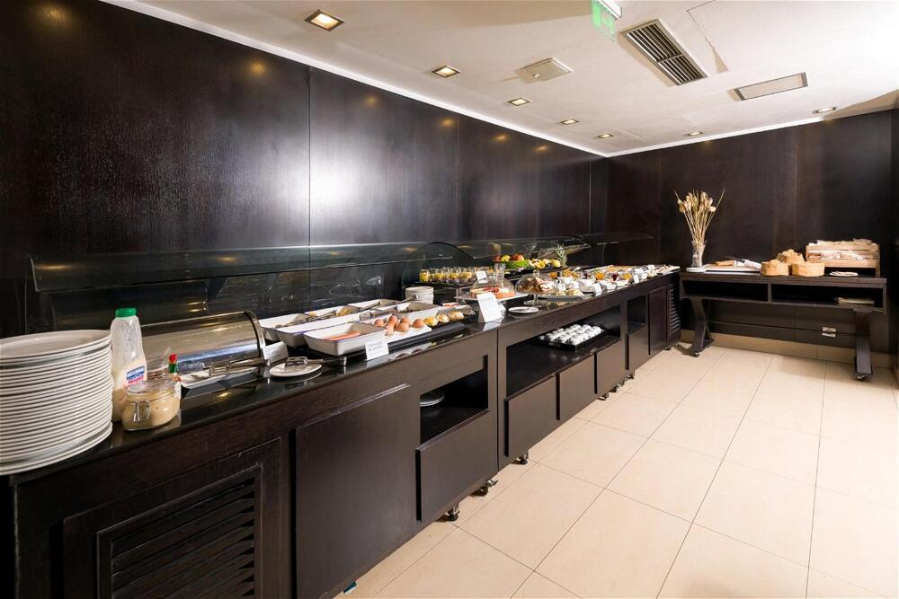 Hotel CH Bucharest, Bucarest. Desde 81.99€ - Centraldereservas.com