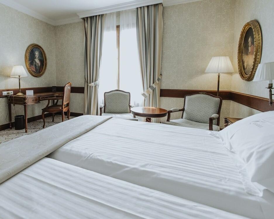 Hotel Cándido, Segovia. Desde 79.26€ - Central de Reservas