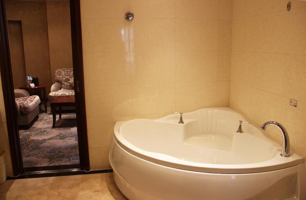 The Bund Riverside Hotel, Shanghai - Central de Reservas