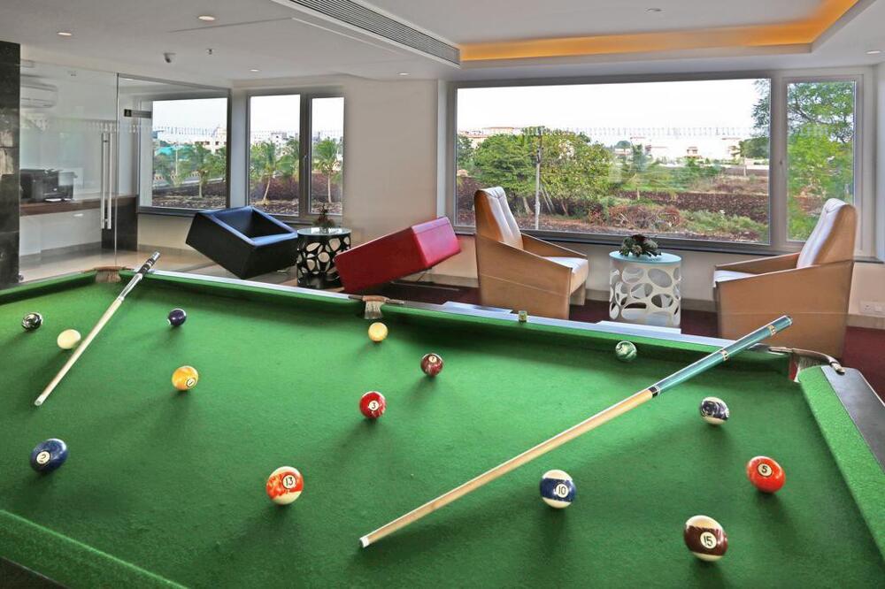 Hotel Temple Tree, Shirdi Newly Renovated, Shirdi - Central de Reservas