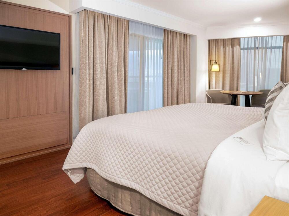 Hotel MS Milenium Monterrey Curio Collection by Hilton, Monterrey ...