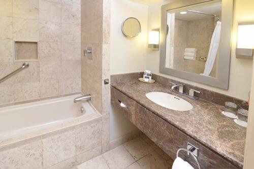 Hotel MS Milenium Monterrey Curio Collection by Hilton, Monterrey ...