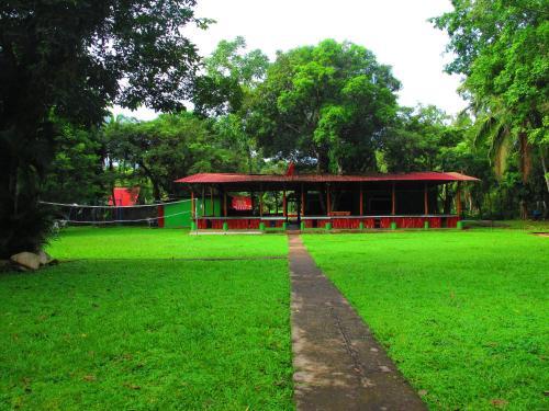 Waterfall Hostel, Los Anastacios - Centraldereservas.com