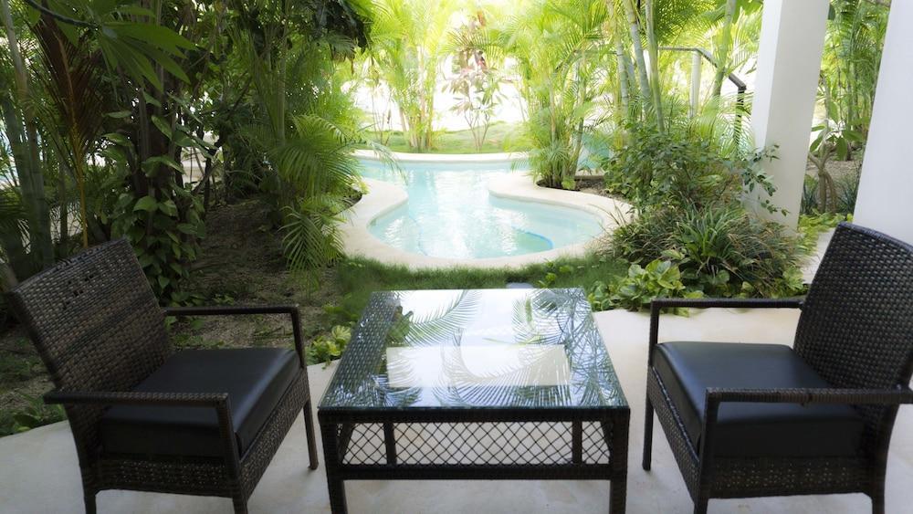 Hotel Intima Resort Tulum Adults Only (Clothing Optional), Tulum ...