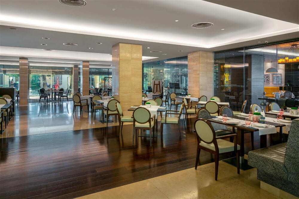 Crowne Plaza Bucharest, an IHG Hotel, Bucarest. Desde 151.51 ...