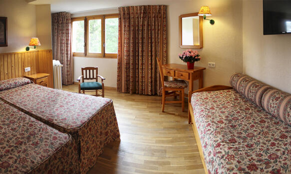 Hotel Nievesol, Formigal. Desde 71.76€ - Central de Reservas