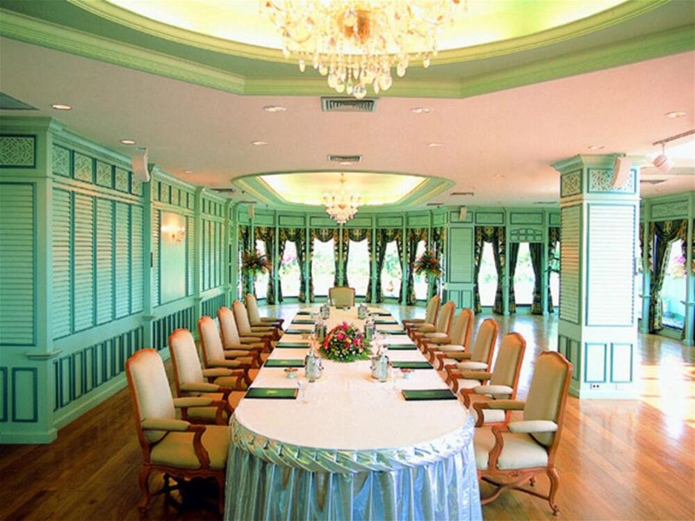 Montien Riverside Hotel Bangkok, Bangkok. Desde 52.53€ - Central de ...