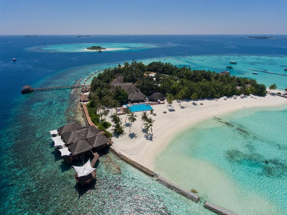 Complejo Outrigger Maldives Maafushivaru Resort, Dhangethi. Desde 561. ...