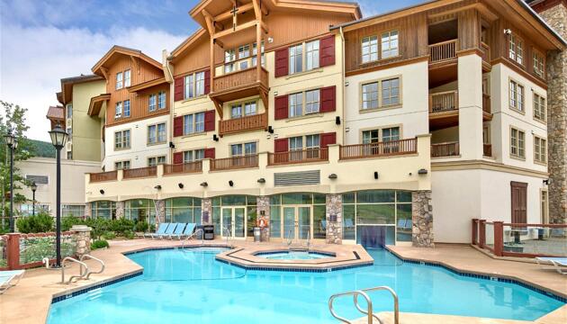 Hotels in Sun Peaks British Columbia Reserving