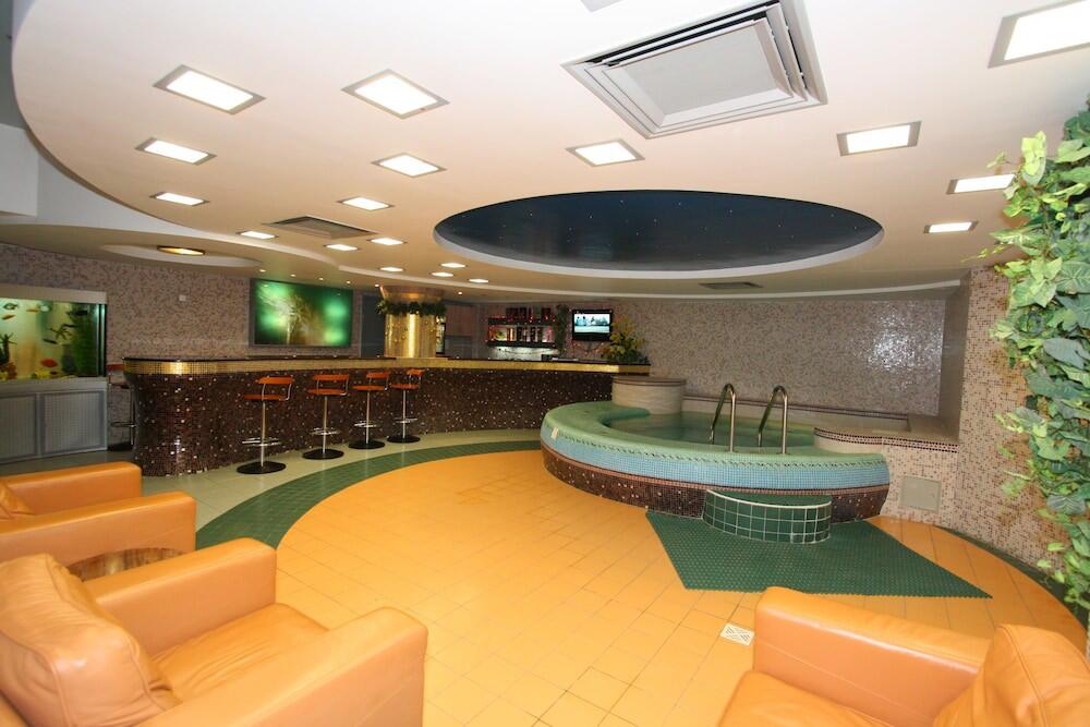 Victoria Hotel & Spa, Minsk - Central de Reservas