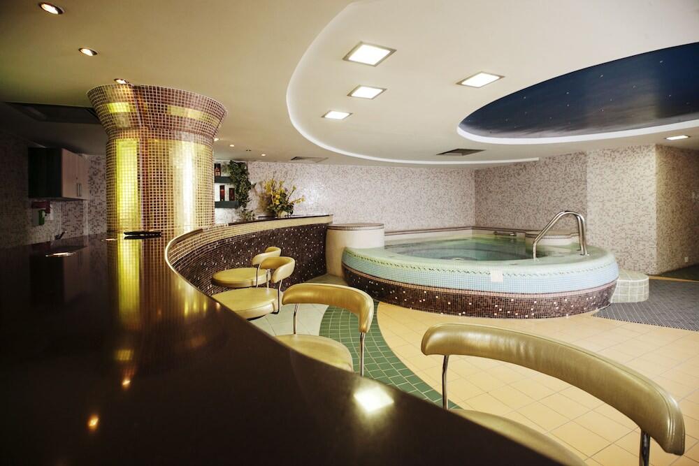 Victoria Hotel & Spa, Minsk - Central de Reservas
