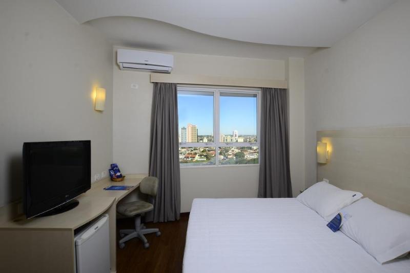 Golden Blue Hotel, Londrina - Centraldereservas.com