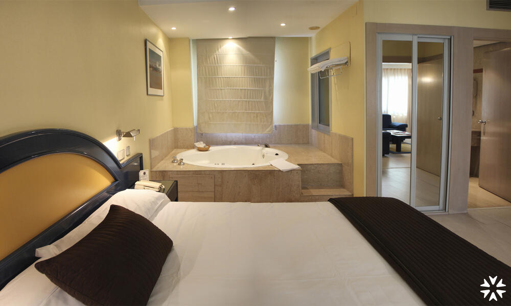 Hotel Palacio del Mar, Santander. Desde 60.12€ - Centraldereservas.com