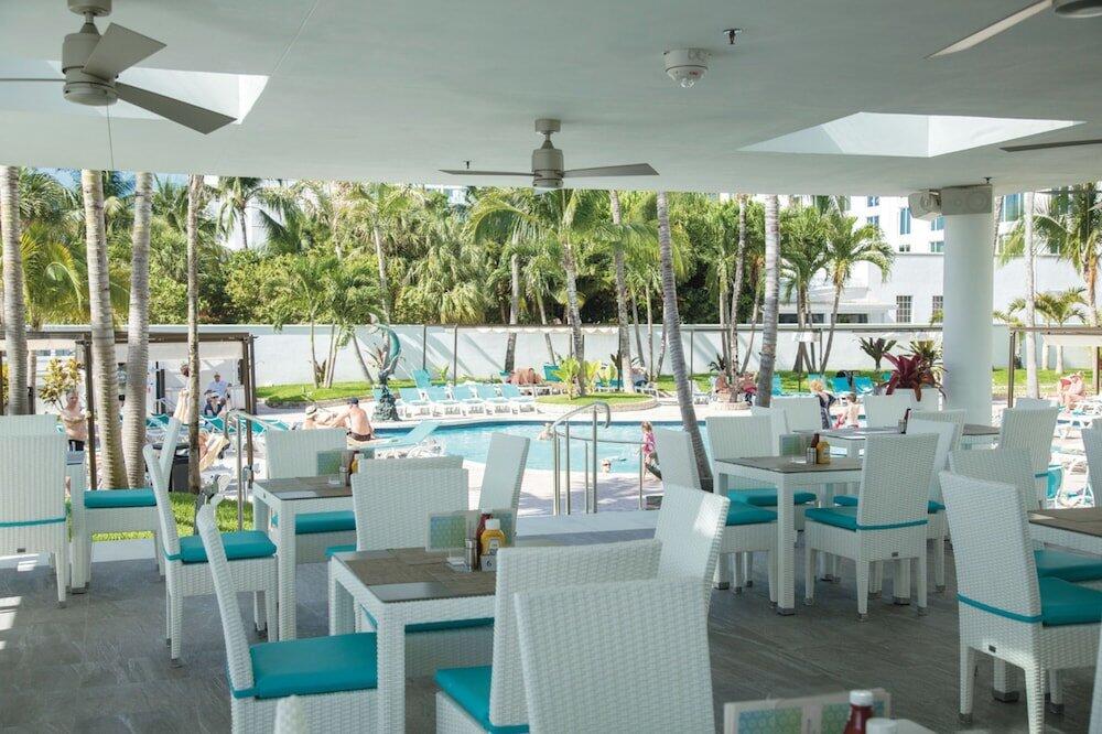 Hotel Riu Plaza Miami Beach, Miami Beach. Desde 183.39€ - Central de ...