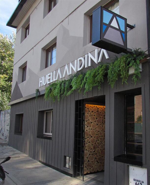 Hotel Huella Andina, Bariloche. Desde 39.85€ - Centraldereservas.com