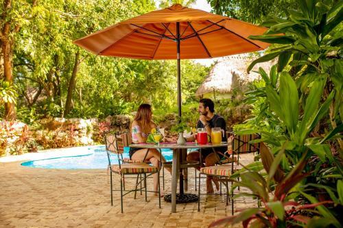 Mayaland Hotel & Bungalows, Chichen Itza - Central de Reservas