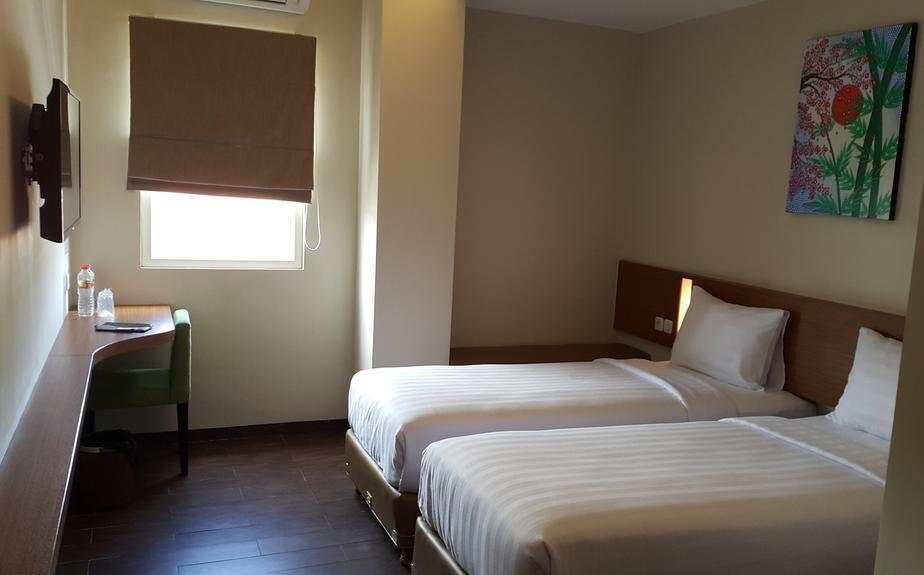 Biz Hotel Ambon, Ambon - Central de Reservas