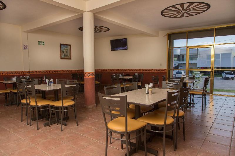 Hotel y Restaurante Villas Del Sol Jalpan, Jalpan de Serra ...