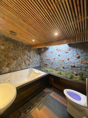 Polylepis Lodge, El Ángel - Central de Reservas