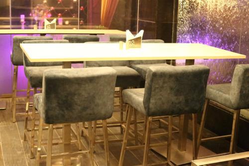 Ace Iconic Hotel, Greater Noida - Reserving