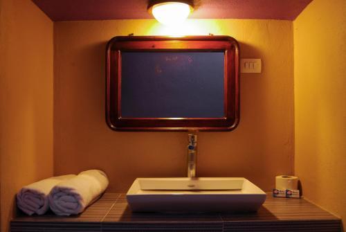 Hotel Oasis, Monterrey - Central de Reservas